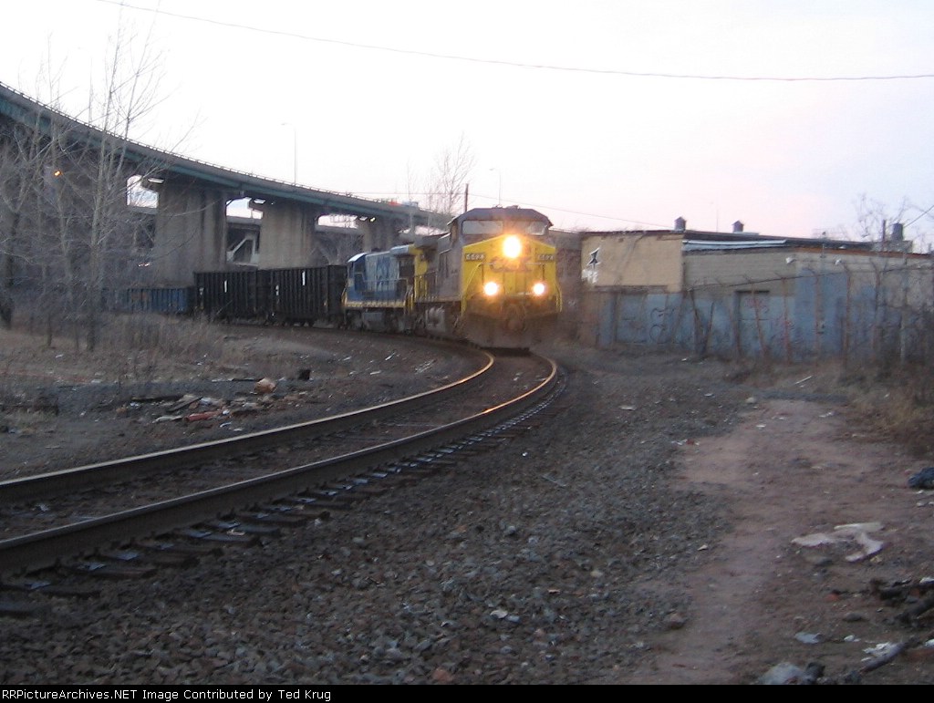 CSX 442 & 5523